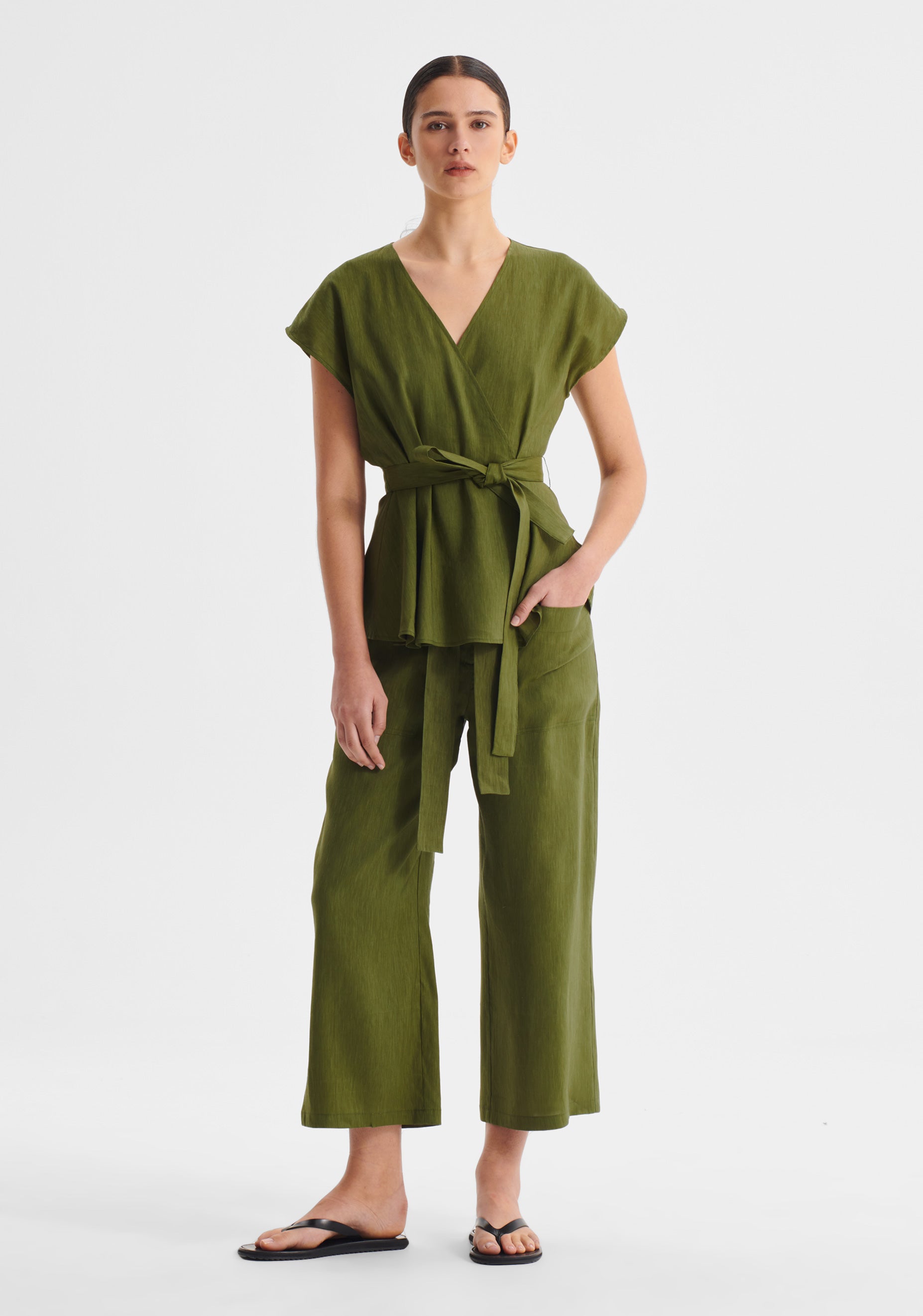 Victoria Pant_Chive – Morrison