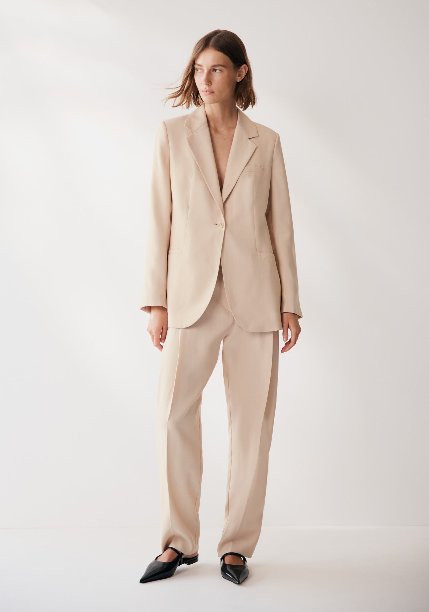 Simone Pant Almond – Morrison